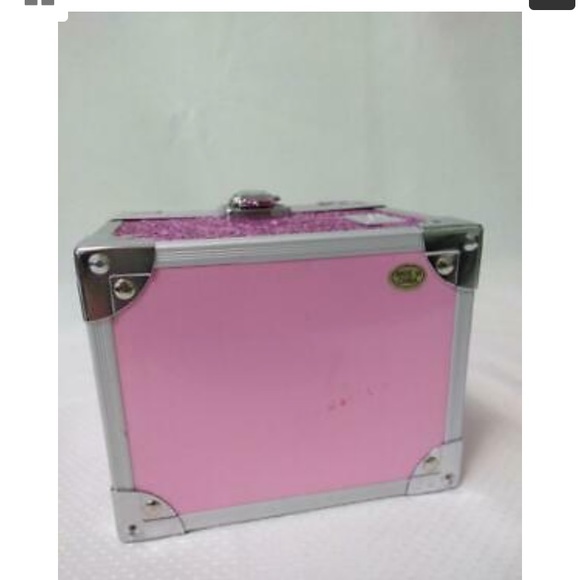 Caboodles Makeup box | Other | Sale Pink Sparkle Glitter Makeup Box ...